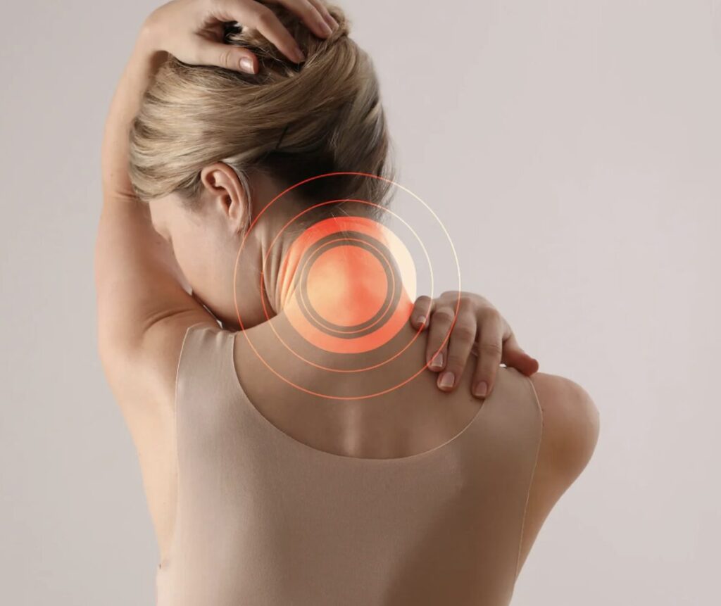 首の痛みが3週間続く！寝違えとヘルニアの原因と見分け方を医師が解説 - 大阪鶴橋駅近く鶴橋整形外科クリニック